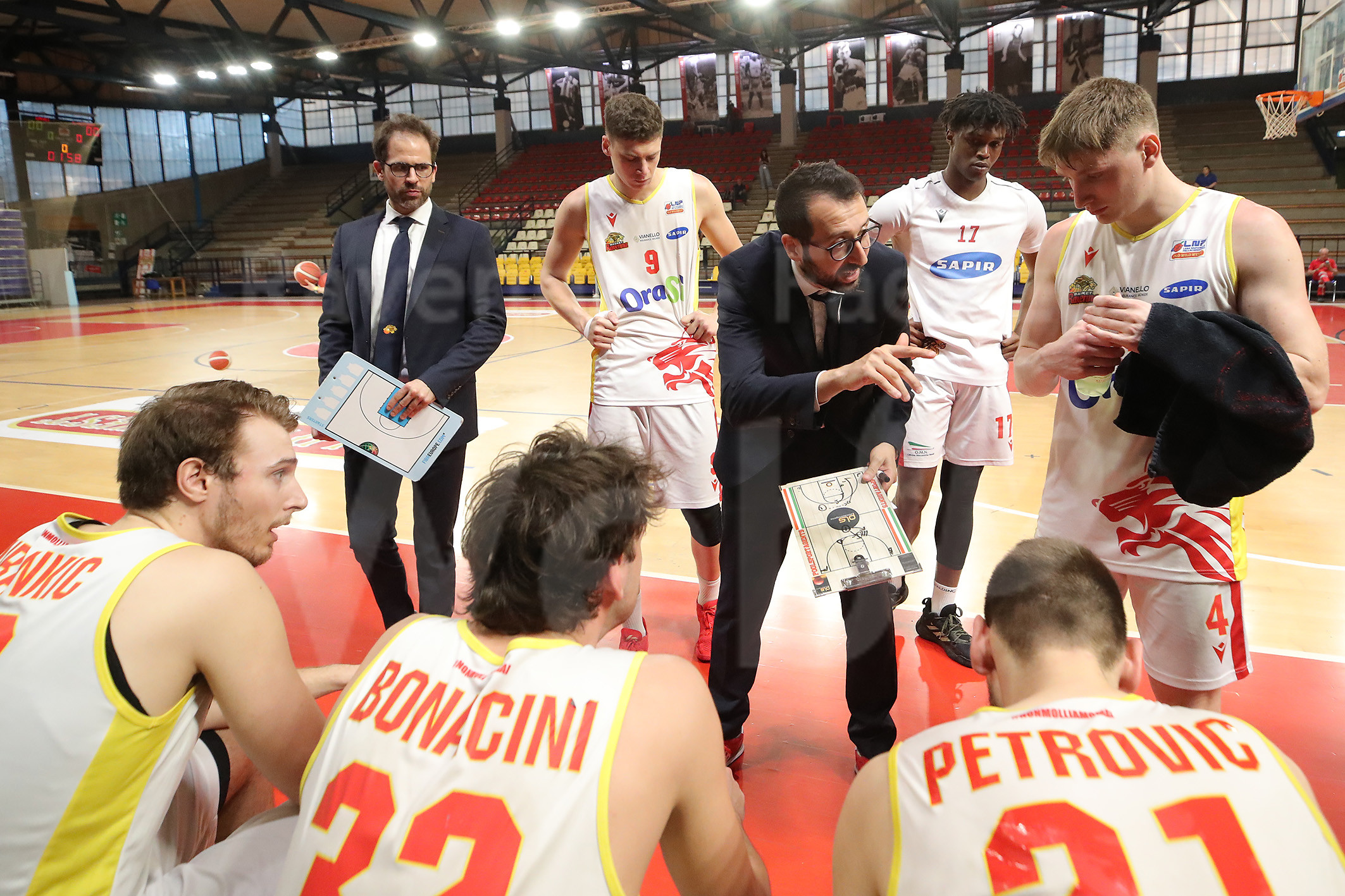 Basket: L’OraSì saluta l’A2 dopo 10 anni con una sconfitta al fotofinish contro la Stella ...